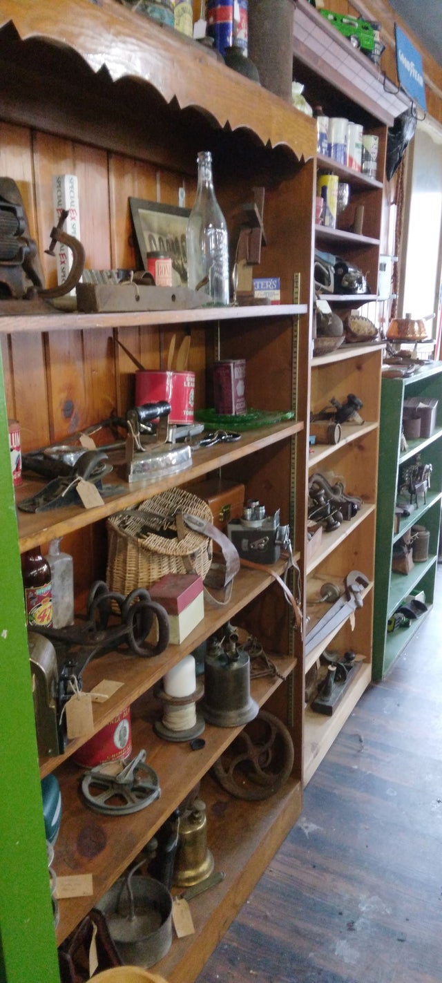 Vintage Goods | Rusty Raven LLC